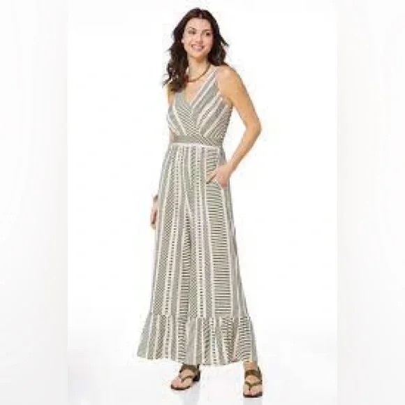 Cato | Pants & Jumpsuits | Cato Petite Ruffled Geo Print Jumpsuit ...
